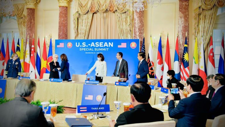 Pembentukan ASEAN (Association of Southeast Asian Nations)