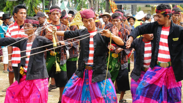 Karakter Orang Madura: Keberanian, Kepedulian, dan Keramahan