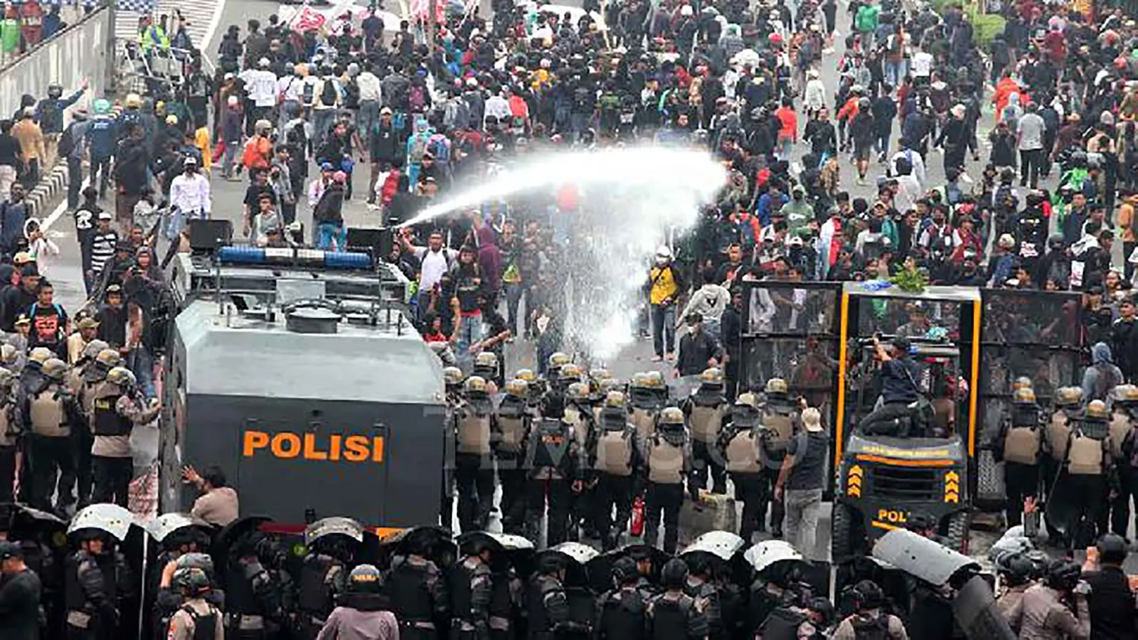 Demonstrasi Massa di Jakarta: Suara Rakyat untuk Perubahan Sosial dan ...
